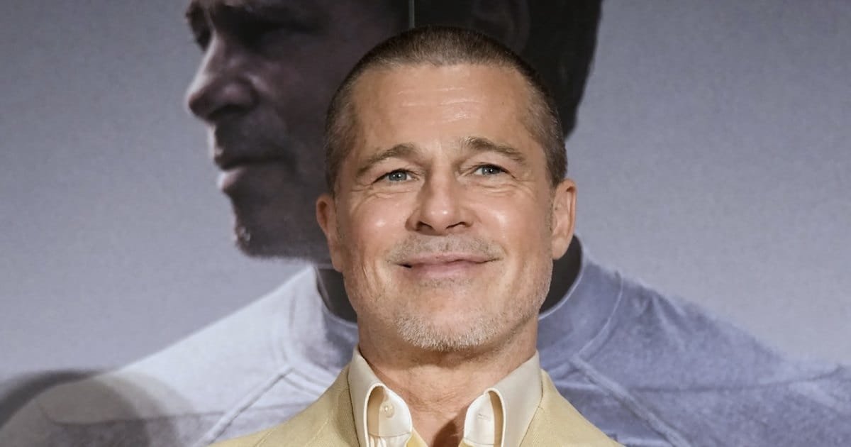 Brad Pitt parece irreconocible en una peluca rubia dramática para un ...