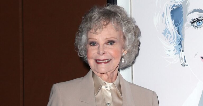 Muere la actriz June Lockhart: la estrella de “Lassie” y “Perdidos en ...