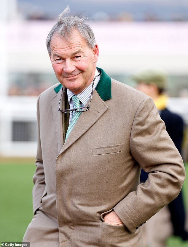 El furioso diputado Rupert Lowe revela que ladrones robaron los faros ...