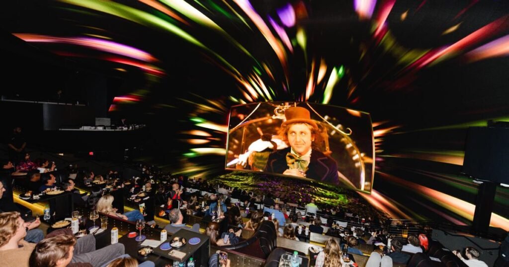 Cosm transforma ‘Willy Wonka’ en una experiencia multisensorial | Kancha